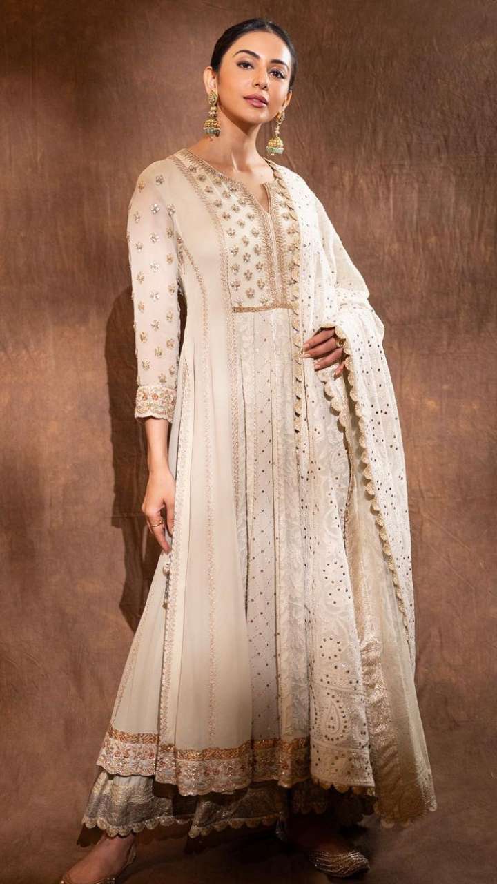 5 Trendy Kurta Designs By Rakul Preet Singh For Newlyweds