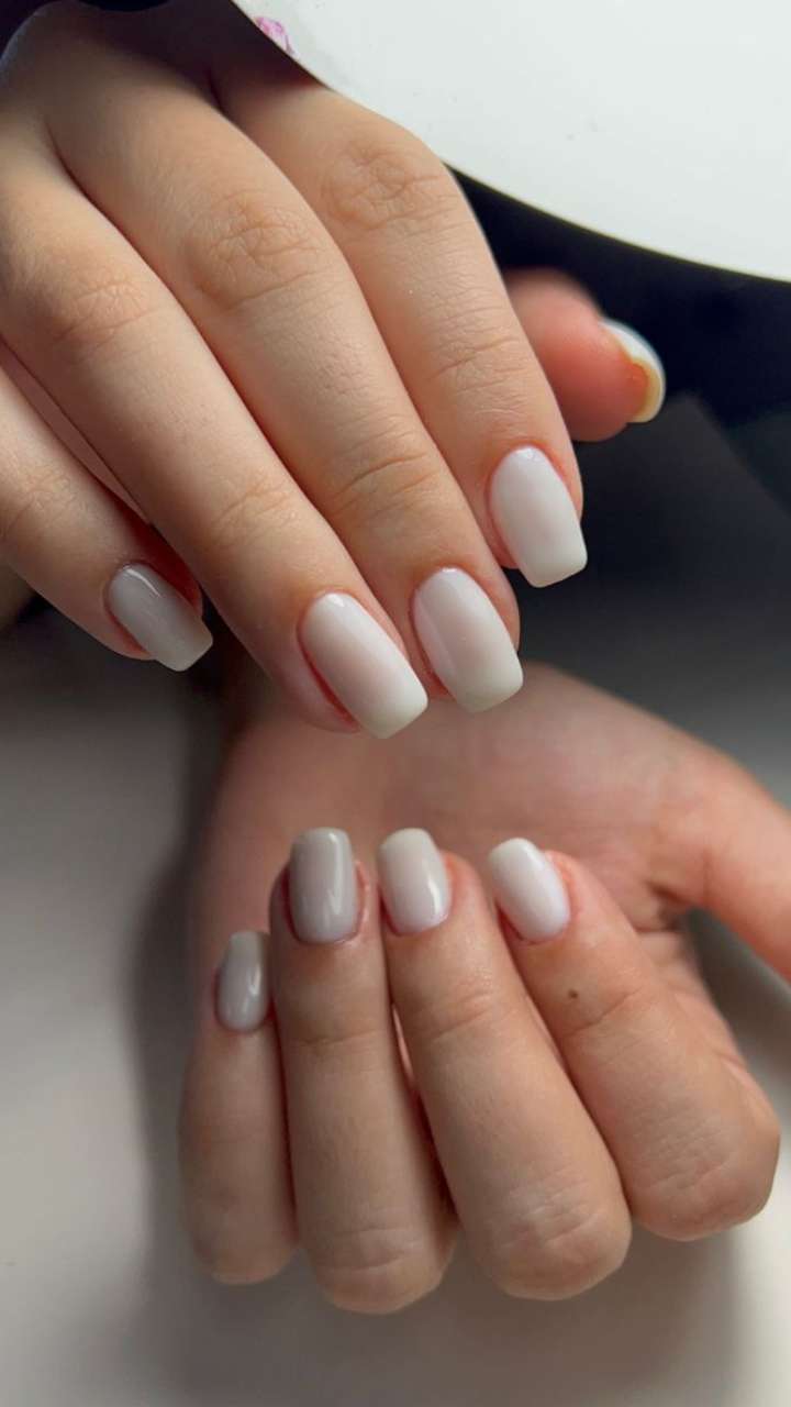 5 Tips To Get Long And Healthy Nails Naturally