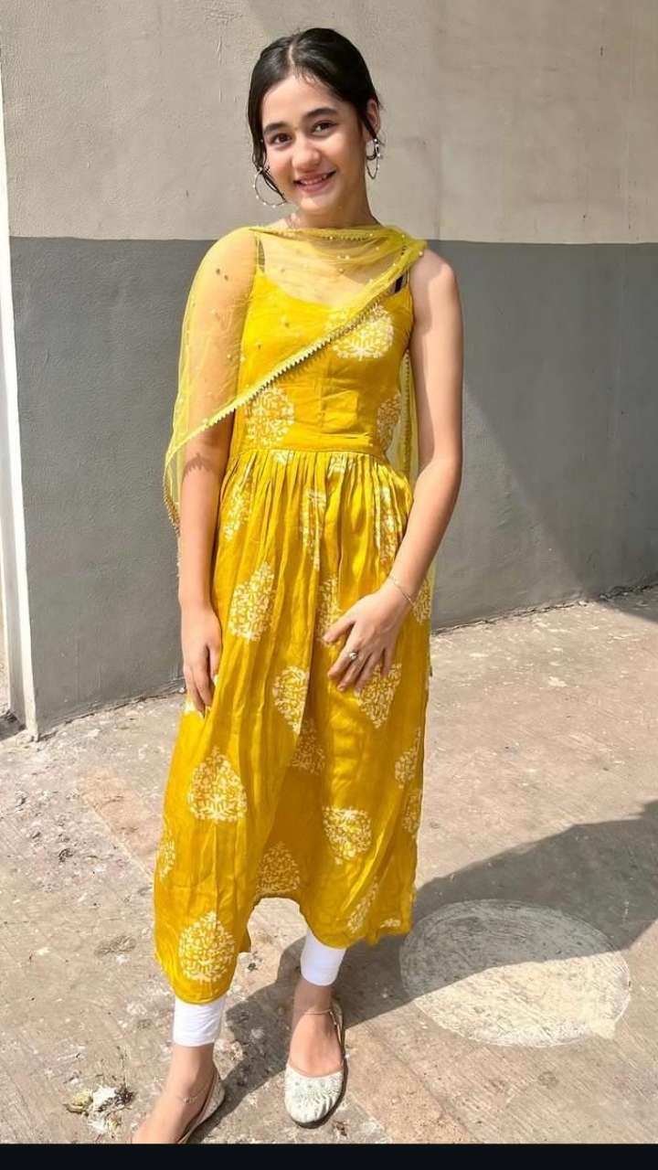 5 Pretty Suit Sets By Aakriti Sharma For Young Girls