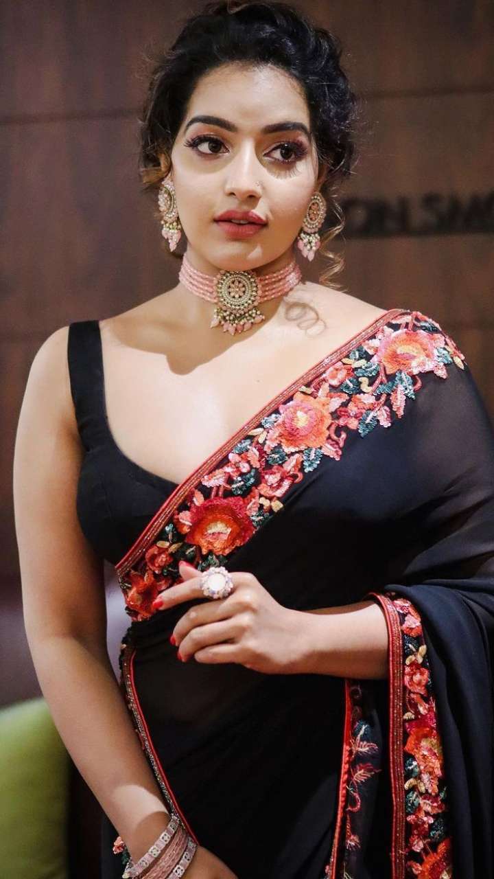 5 Sassy Saree Blouses By Malavika Menon To Slay