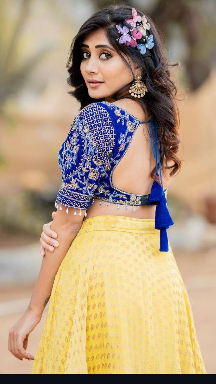 5 Sassy Lehenga Blouse Designs By Vasanthi Krishnan To Slay