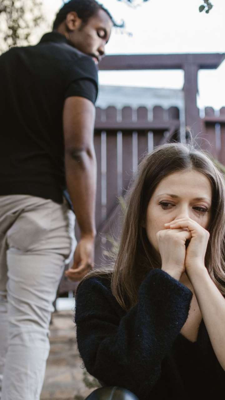 6 Common Mistakes That Can Ruin Your Happy Relationship