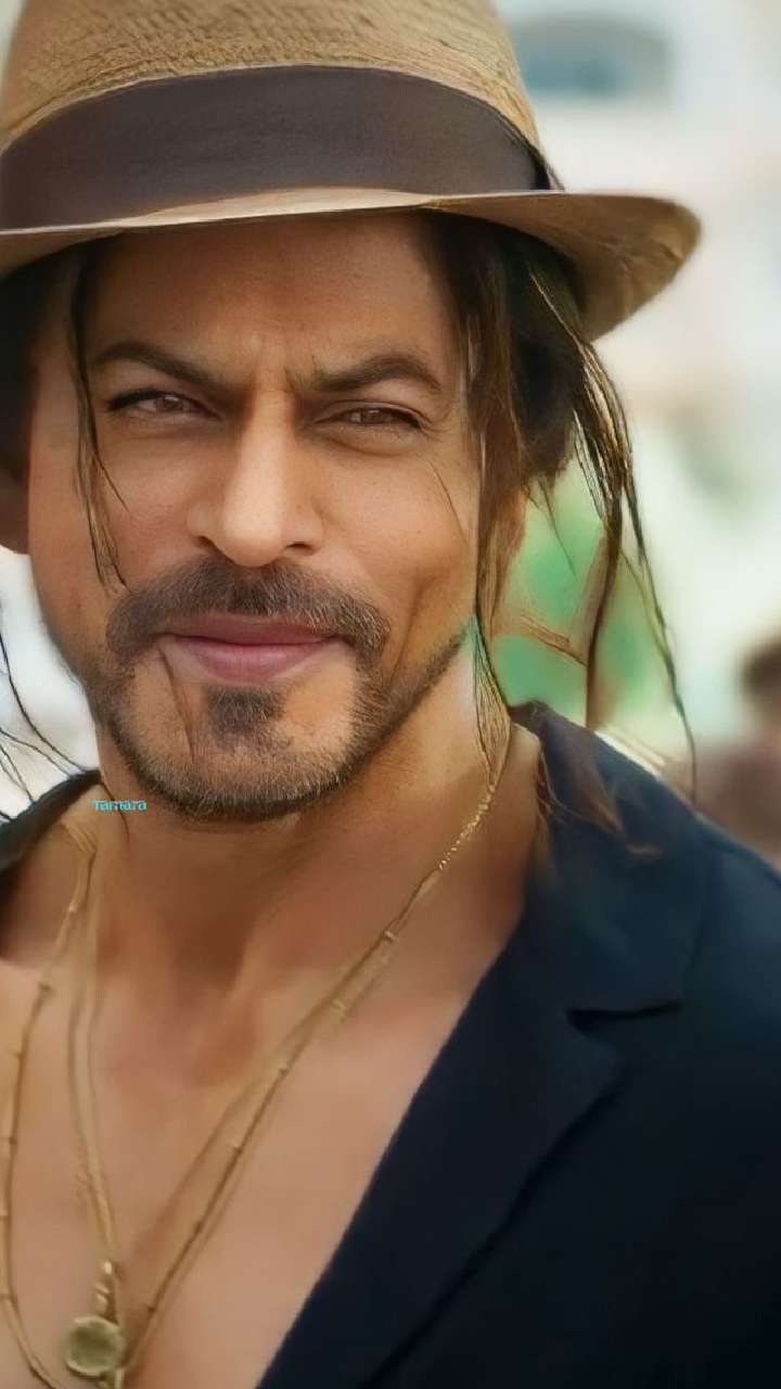 Shahrukh Khan's Instagram, Twitter & Facebook on IDCrawl