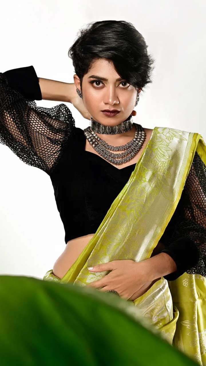 6 Sassy Saree Blouse Designs By Anarkali Marikar To Slay