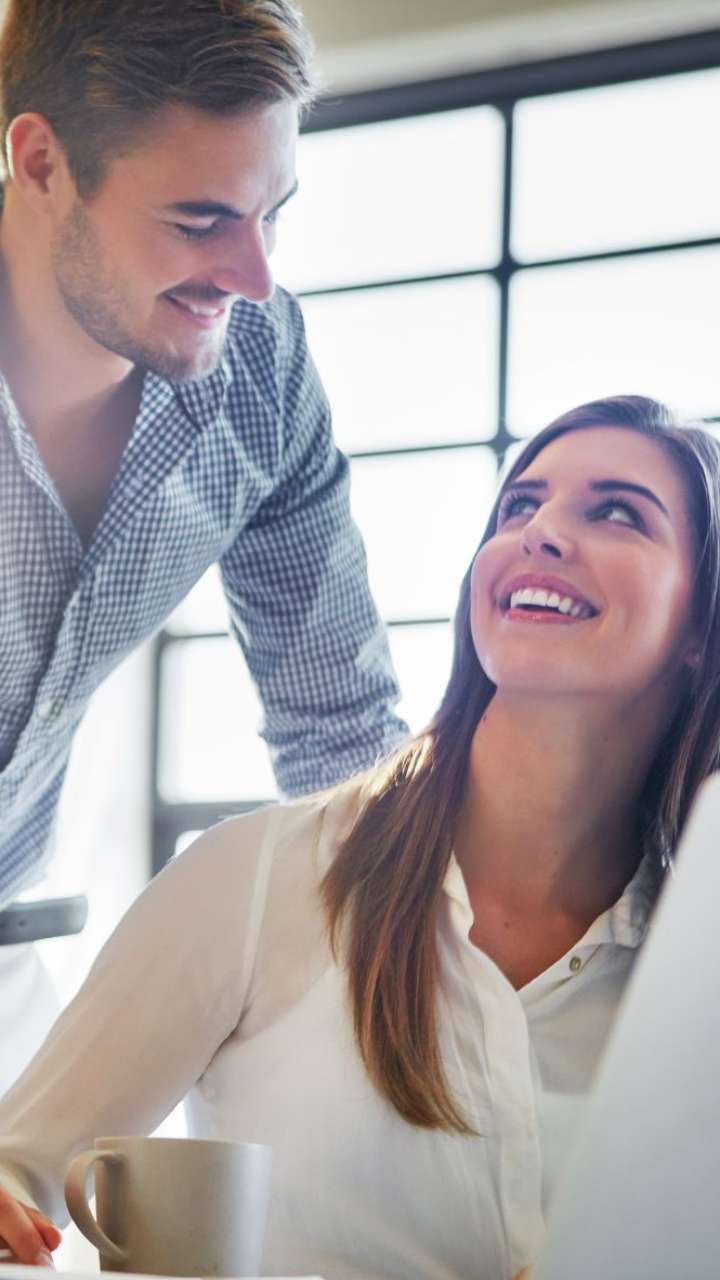 Office Romance: 7 Tips For Dating A Co-Worker
