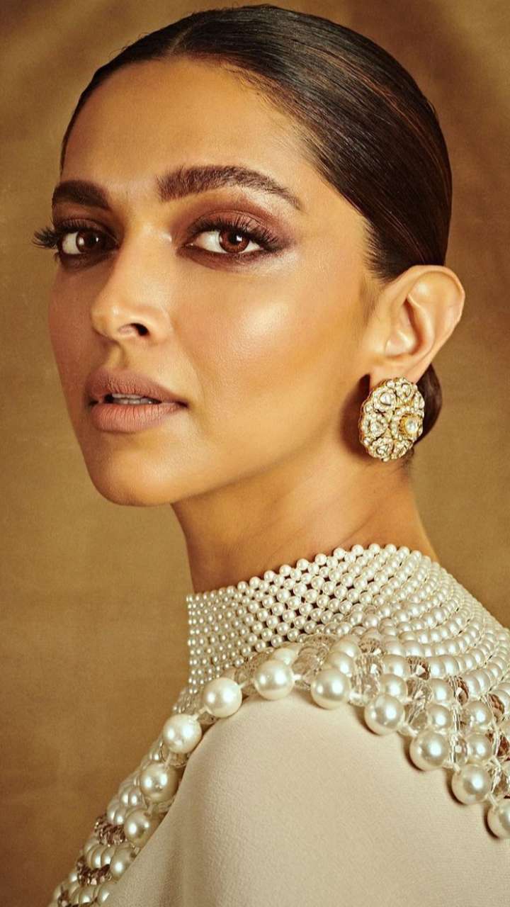 5 Lipstick Shades To Complement Your Dusky Skin Tone