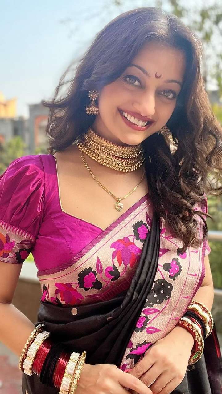 6 Traditional Manasi Naik Saree Blouse Designs